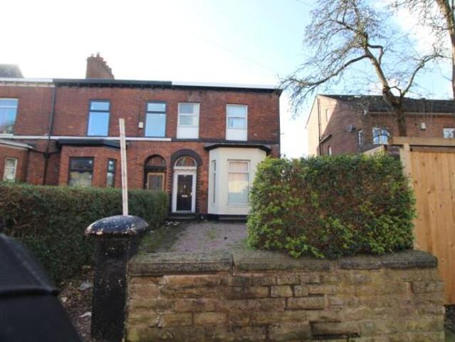 Studio flat for rent in Lower Broughton Road, Broughton, Salford, M7