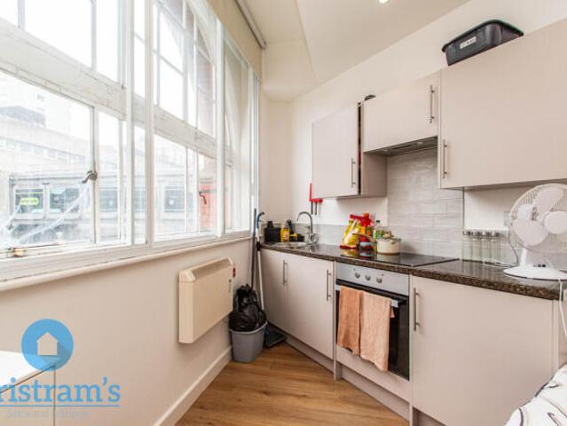 Studio flat for rent in Lower Parliament Street, City Centre, NG1