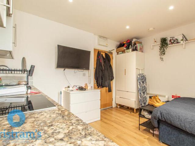 Studio flat for rent in Lower Parliament Street, City Centre, NG1