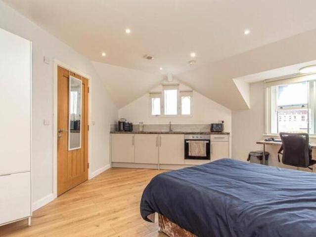 Studio flat for rent in Lower Parliament Street, Nottingham, NG1