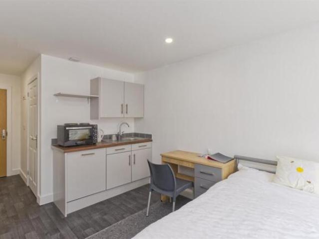 Studio flat for rent in Lucys Court, Lower Holyhead Road, City Centre, CV1