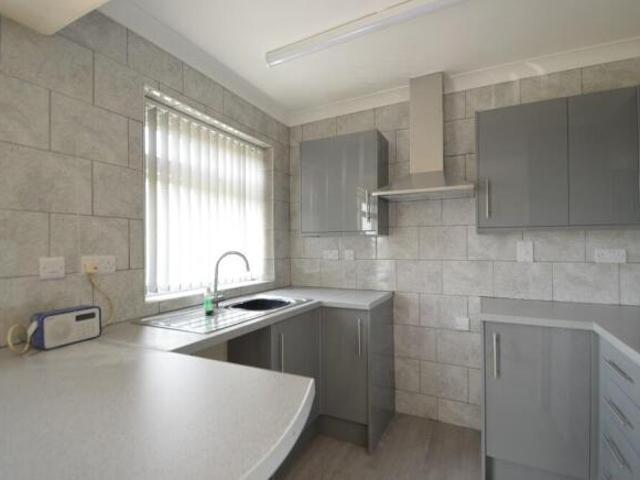 Studio flat for rent in Manton Court, Rotunda Road, Eastbourne, East Sussex, BN23
