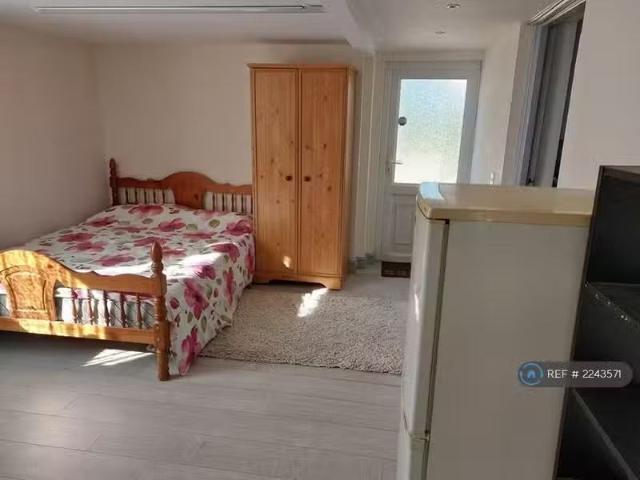Studio flat for rent in Main Road, Old Leake, Boston, PE22