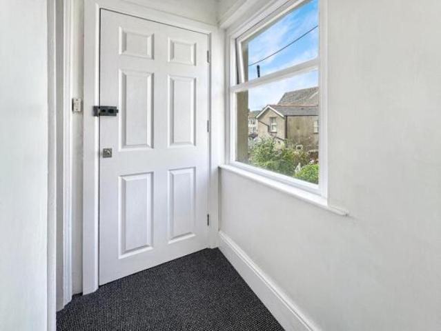 Studio flat for rent in Major Road, Cardiff, CF5