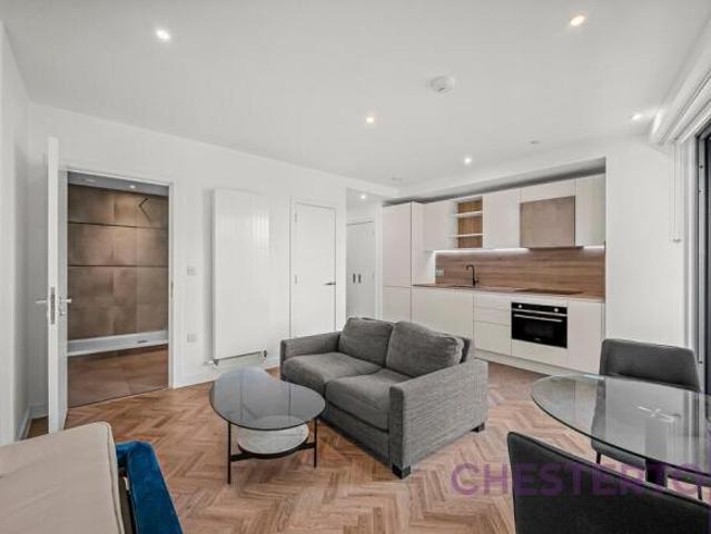 Studio flat for rent in Makers Yard, East India and Lansbury, E3