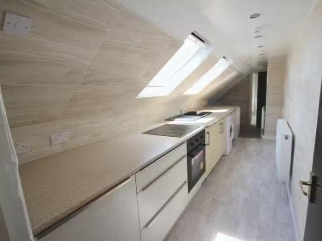 Studio flat for rent in Marlborough Road, Roath, Cardiff, CF23