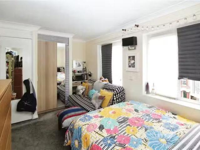 Studio flat for rent in Mayday Road, Thornton Heath, CR7