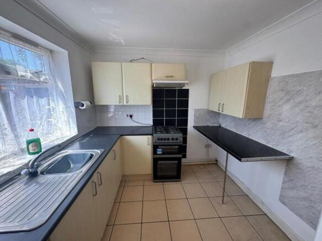 Studio flat for rent in Mayfield Road, Southampton, SO17