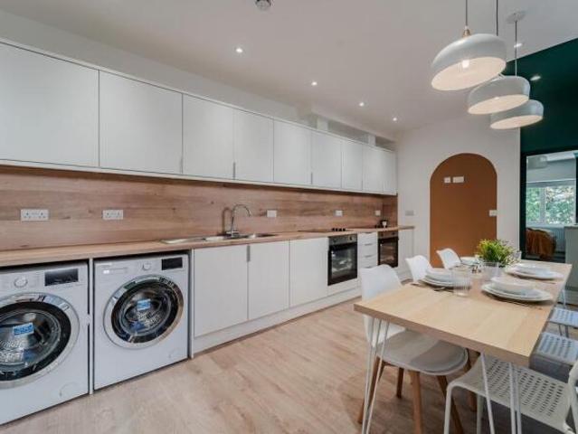 Studio flat for rent in Melville Road, Coventry, CV1