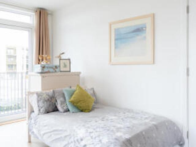 Studio flat for rent in Milne Avenue, Girton, Cambridge, Cambridgeshire, CB3