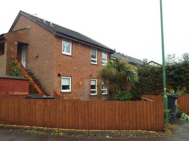 Studio flat for rent in Muscliff BH9