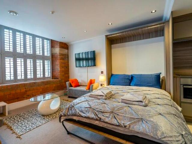 Studio flat for rent in Navigation Road, York, North Yorkshire, YO1