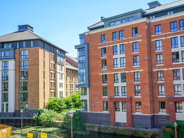Studio flat for rent in Navigation Road, York, North Yorkshire, YO1