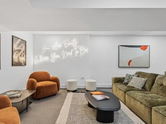Studio flat for rent in New Horizons Court, London, TW8