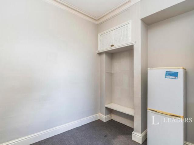 Studio flat for rent in Northam Road, SO14