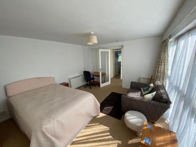 Studio flat for rent in Northlands Drive, Regent Court Northlands Drive, SO23