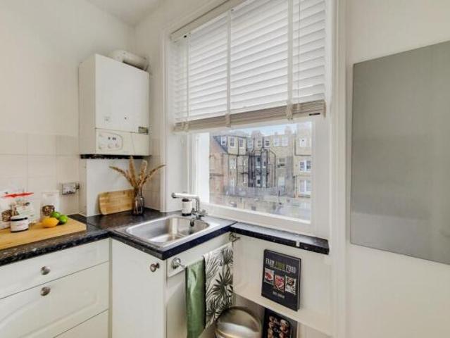 Studio flat for rent in Nottingham Place, Marylebone, London, W1U