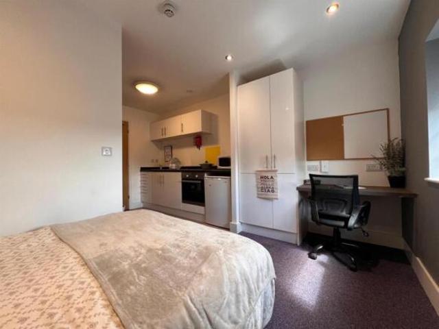 Studio flat for rent in Nottingham | Student | September, NG1