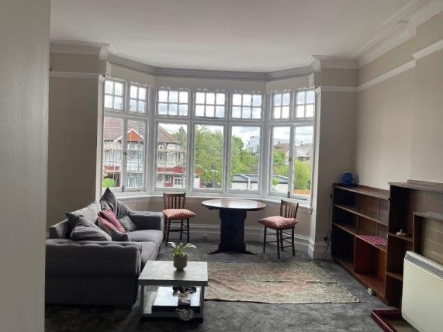 Studio Flat for Rent in NW10