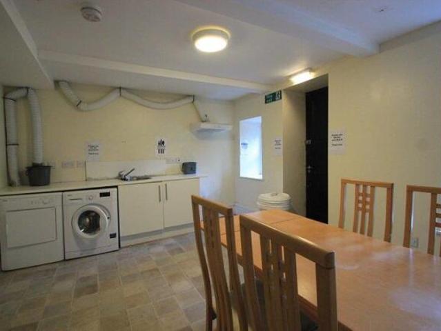 Studio flat for rent in Oakfield Avenue, Glasgow, G12