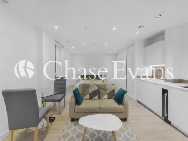 Studio flat for rent in Odell House, Woodberry Down, 16 Woodberry Down, Wood Green, London, N4