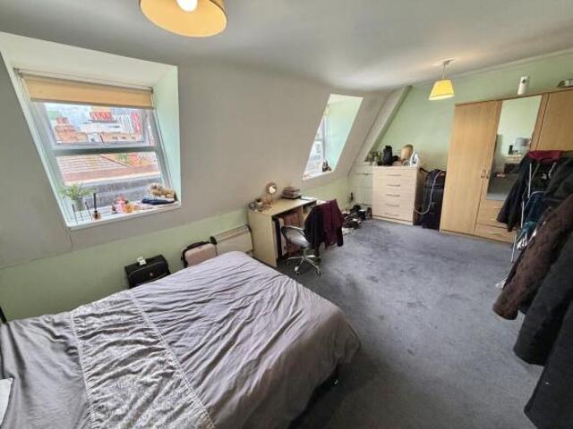 Studio flat for rent in Old Christchurch Road, Bournemouth, Dorset, BH1