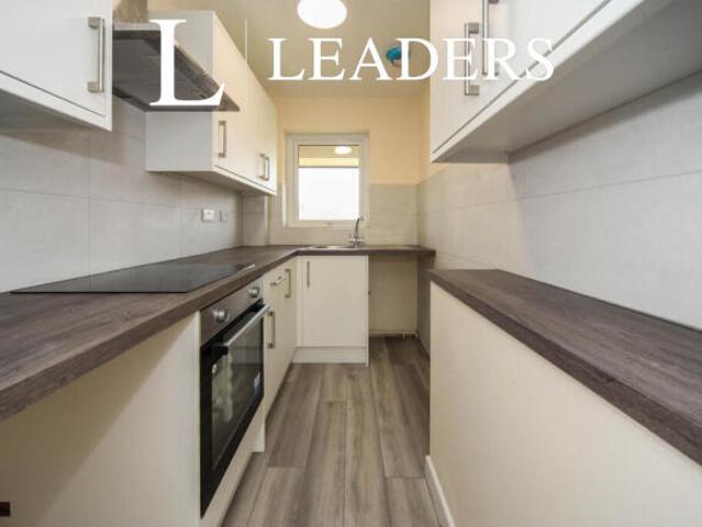 Studio flat for rent in Olympic Close, Luton, Bedfordshire, LU3