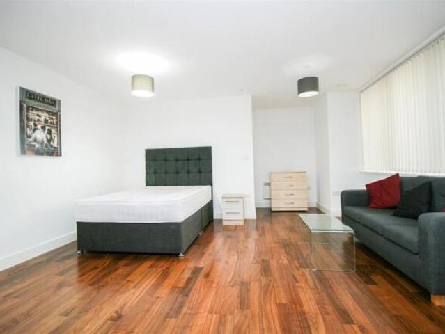 Studio flat for rent in One Hagley Road, Birmingham, B16