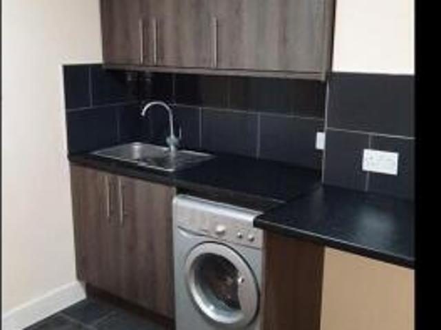 Studio flat for rent in Osbaldeston Road, London, N16