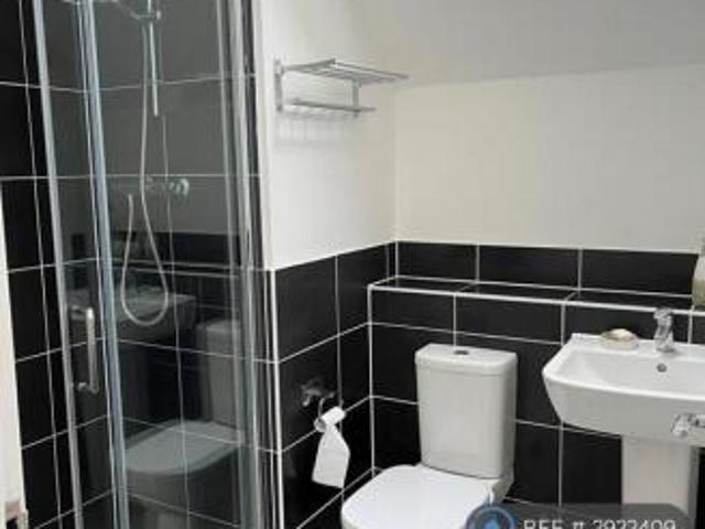 Studio flat for rent in Osprey Drive, Trumpington, Cambridge, CB2