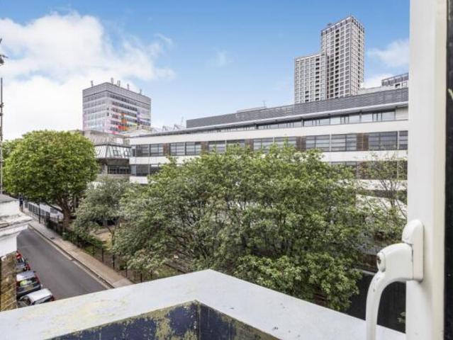Studio flat for rent in Oswin Street London SE11