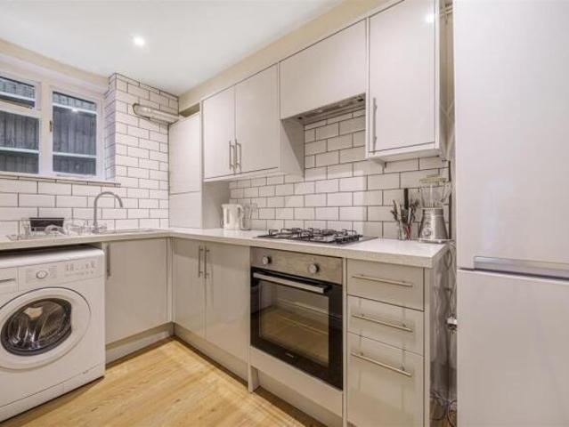 Studio flat for rent in Palace Road, Tulse Hill, SW2