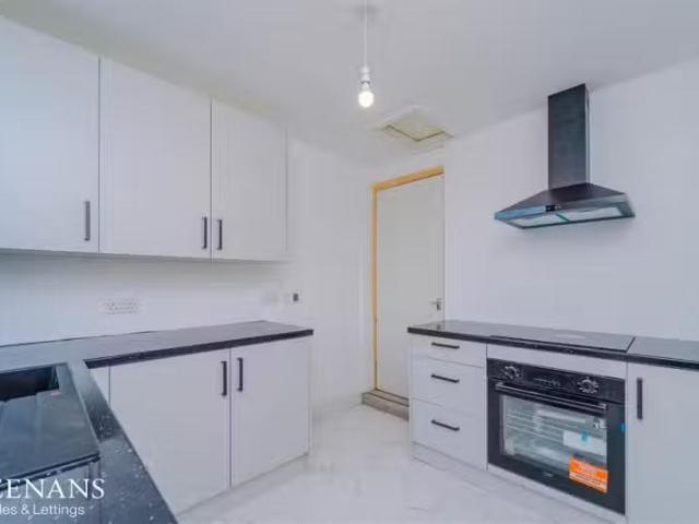 Studio flat for rent in Park Street, Accrington, BB5
