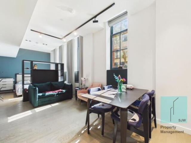 Studio flat for rent in Parker Street, London, WC2B