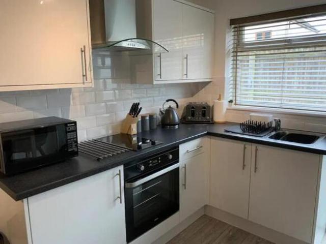 Studio flat for rent in Parkstone Heights, Lower Parkstone, BH14
