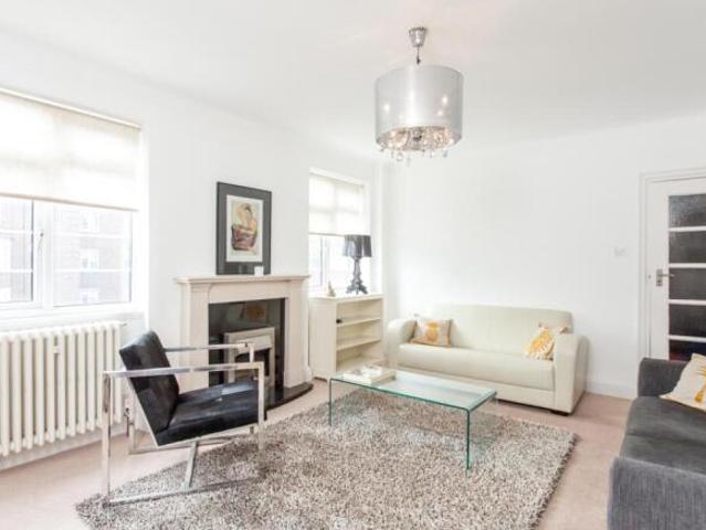 Studio flat for rent in Pembroke Road London W8