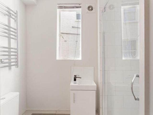 Studio flat for rent in Perham Road, LONDON, W14 9SR, W14