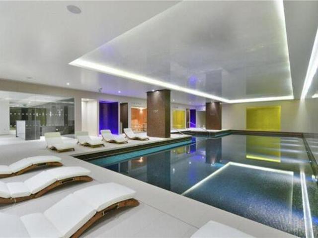 Studio flat for rent in Perilla House, Stable Walk, London, E1
