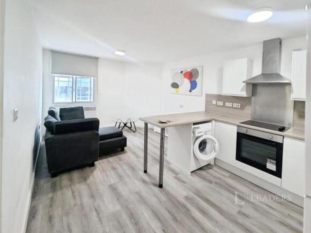 Studio flat for rent in Phoenix Court, 133 Rockingham Street, Sheffield, S1