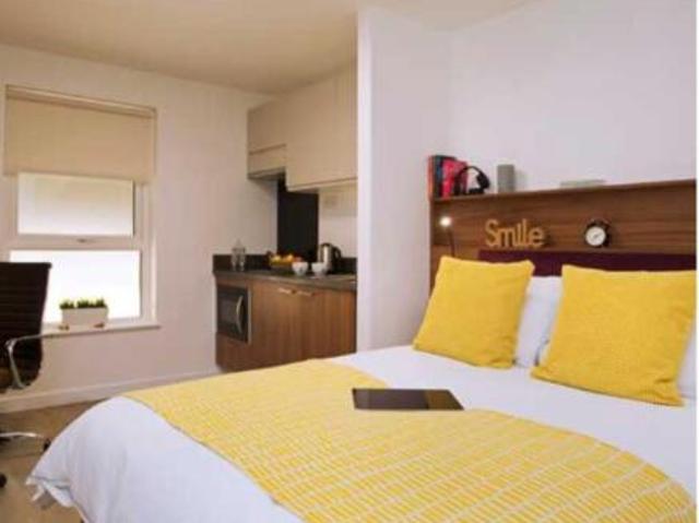 Studio flat for rent in Phoenix Place, Prince Edwin Street, Liverpool, Merseyside, L5