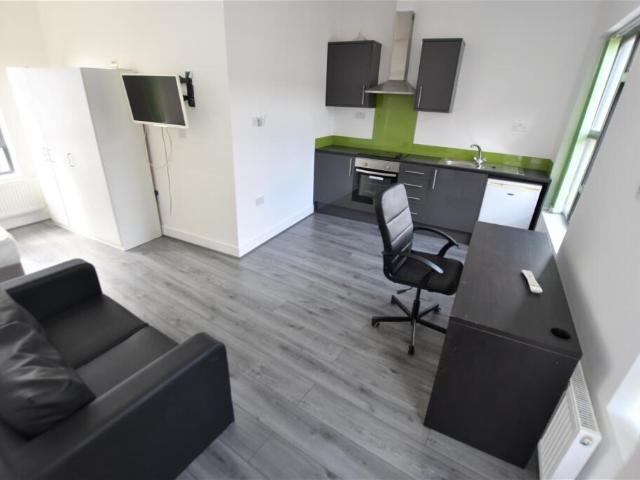 Studio flat for rent in Phoenix Yard, Upper Brown Street, Leicester, LE1