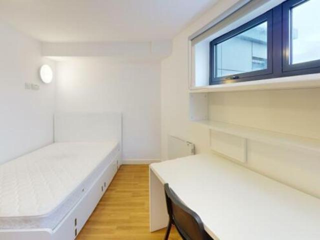 Studio flat for rent in Pitt Street, Newcastle Upon Tyne, NE4