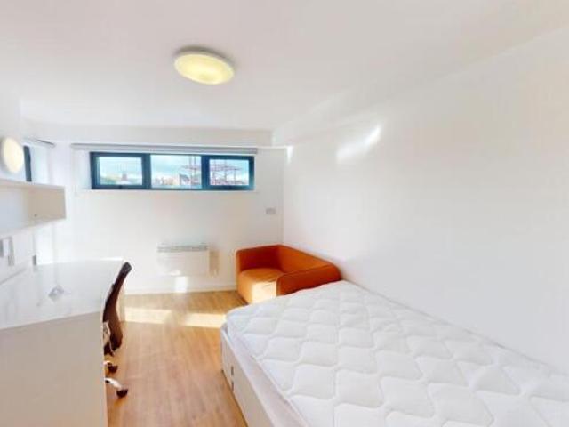 Studio flat for rent in Pitt Street, Newcastle Upon Tyne, NE4