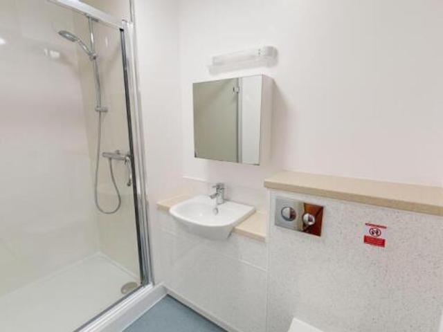Studio flat for rent in Pitt Street, Newcastle Upon Tyne, NE4