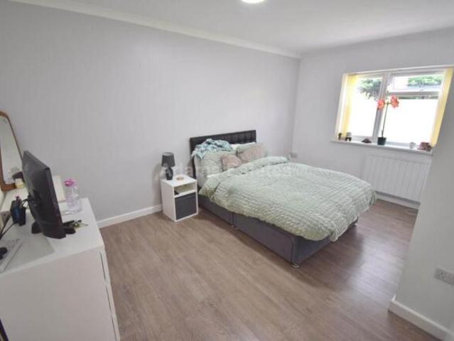 Studio flat for rent in Pond Head Lane, Reading, RG6