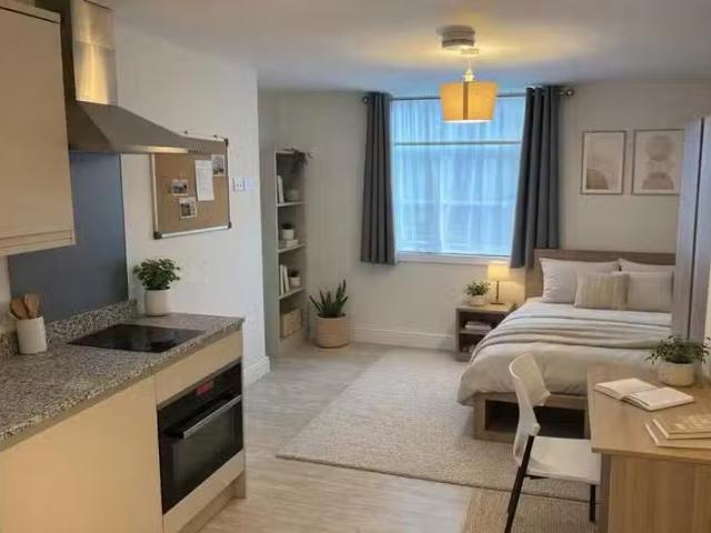 Studio flat for rent in Pritchard Street, Bristol, BS2