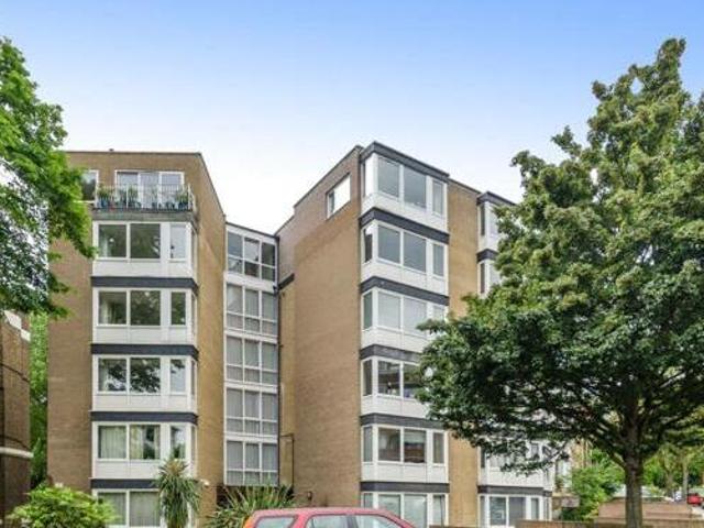 Studio Flat For Rent In Primrose Hill, London