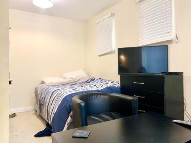 Studio flat for rent in Prince George House, Admiralty Quarter, PO1