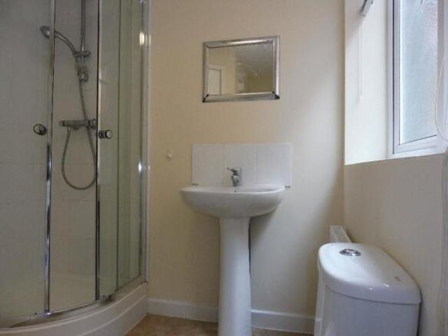Studio flat for rent in Princess Road, Poole, Bournemouth Christchurch Poole, BH12