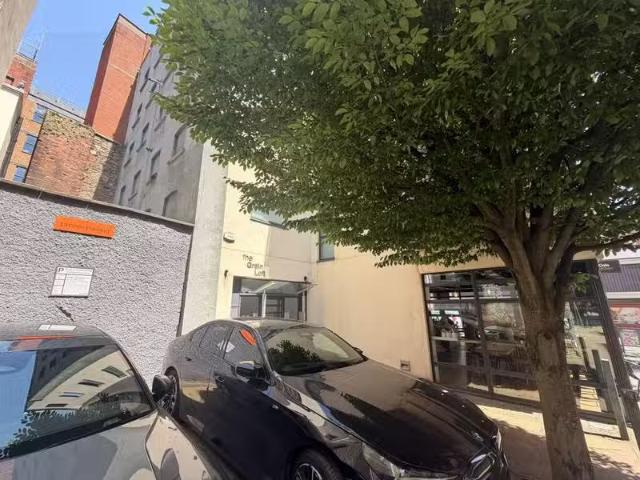 Studio flat for rent in Queens Square Avenue, Bristol, BS1